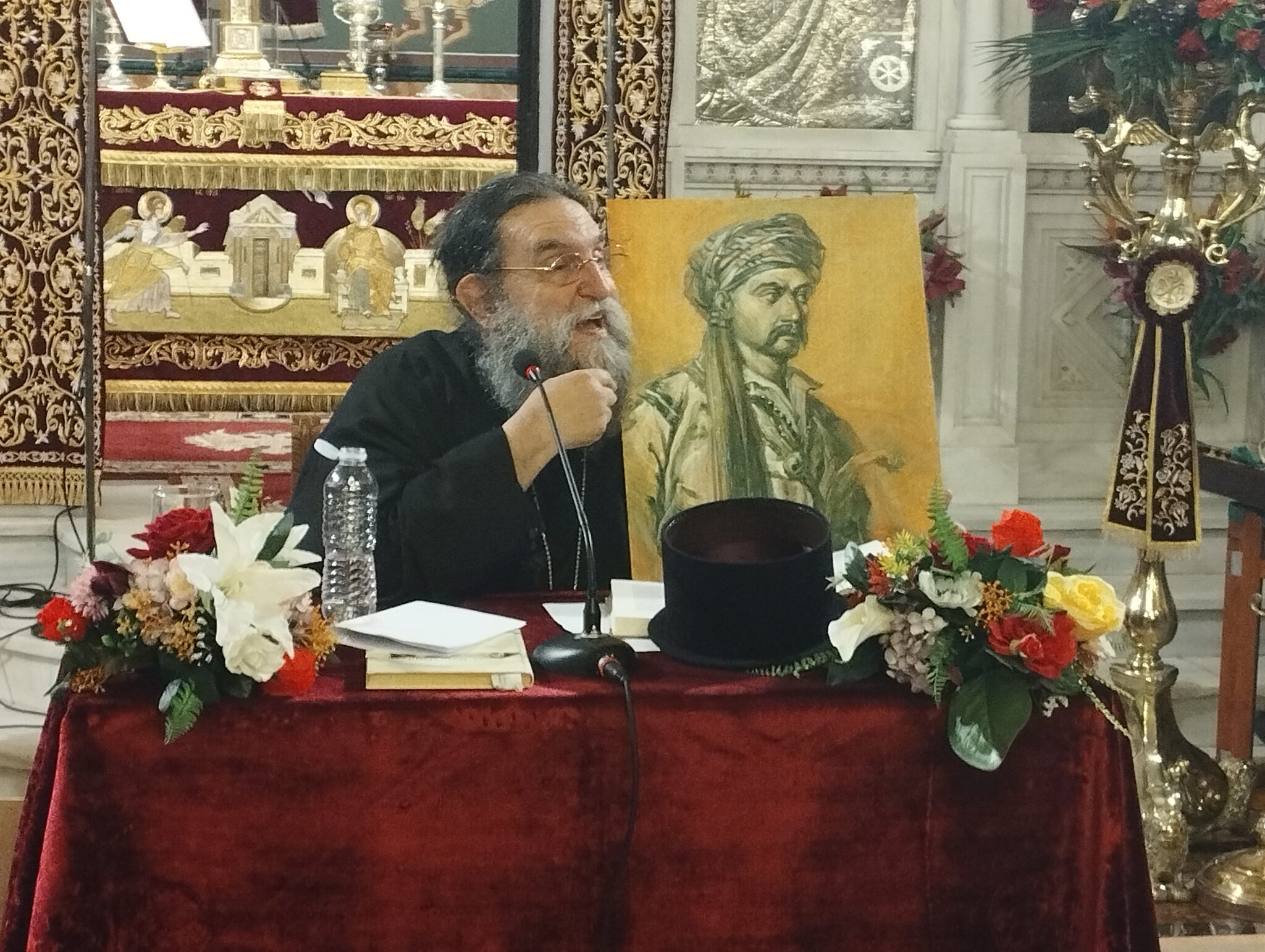 Καθηλωτική η ομιλία του π. Ευάγγελου Παπανικολάου στην Ευαγγελίστρια ...